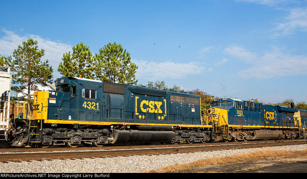 CSX 4321 & 3020